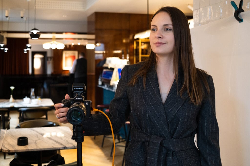 What Is the Best Distance to the Subject for Portrait Photography?