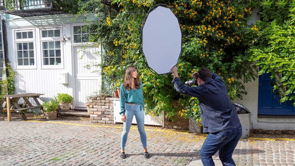 Natural Light Portrait Photography Guide (2025 Guide)