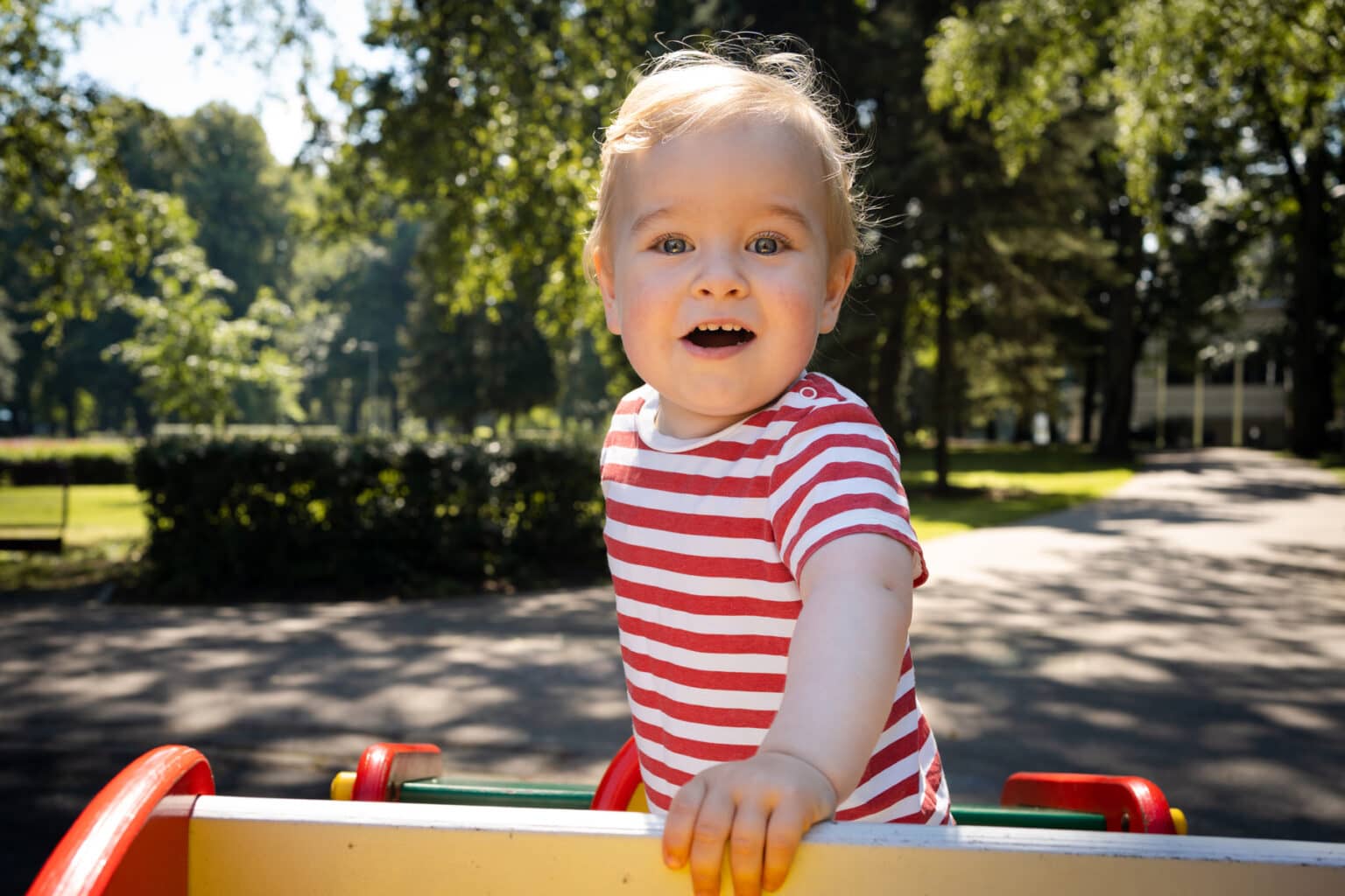 Outdoor Child Photography with Natural Light (2024 Guide)