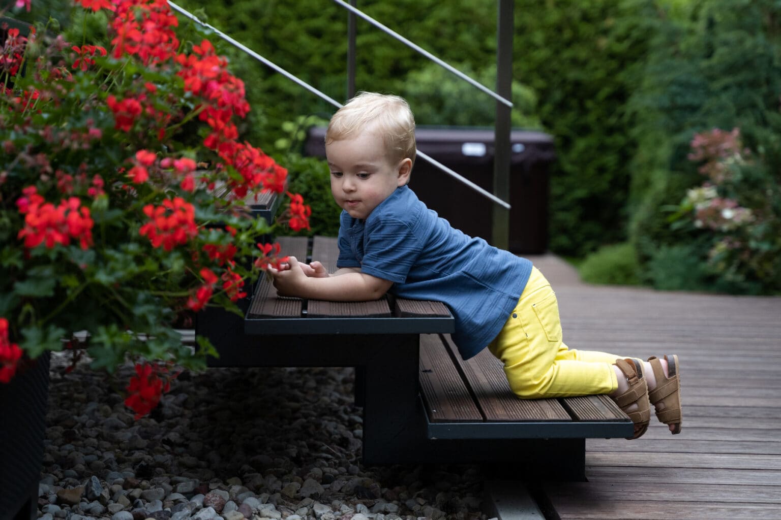 Outdoor Child Photography with Natural Light (2024 Guide)