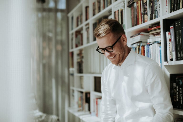 8 Composition Tips for Portrait Photography: The Beginner's Guide